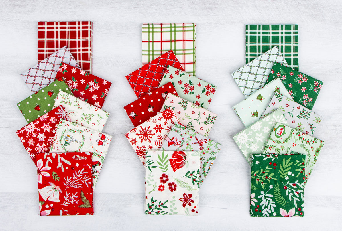 Mistletoe and Holly Fabric Fat Quarter Bundle – Flamingo Toes