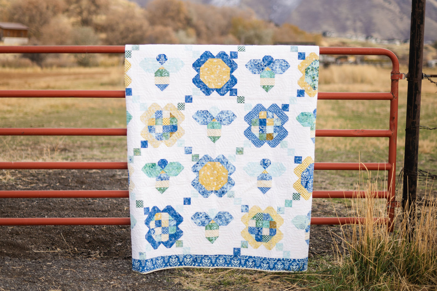 Daisy a Day Quilt PDF Pattern – Flamingo Toes