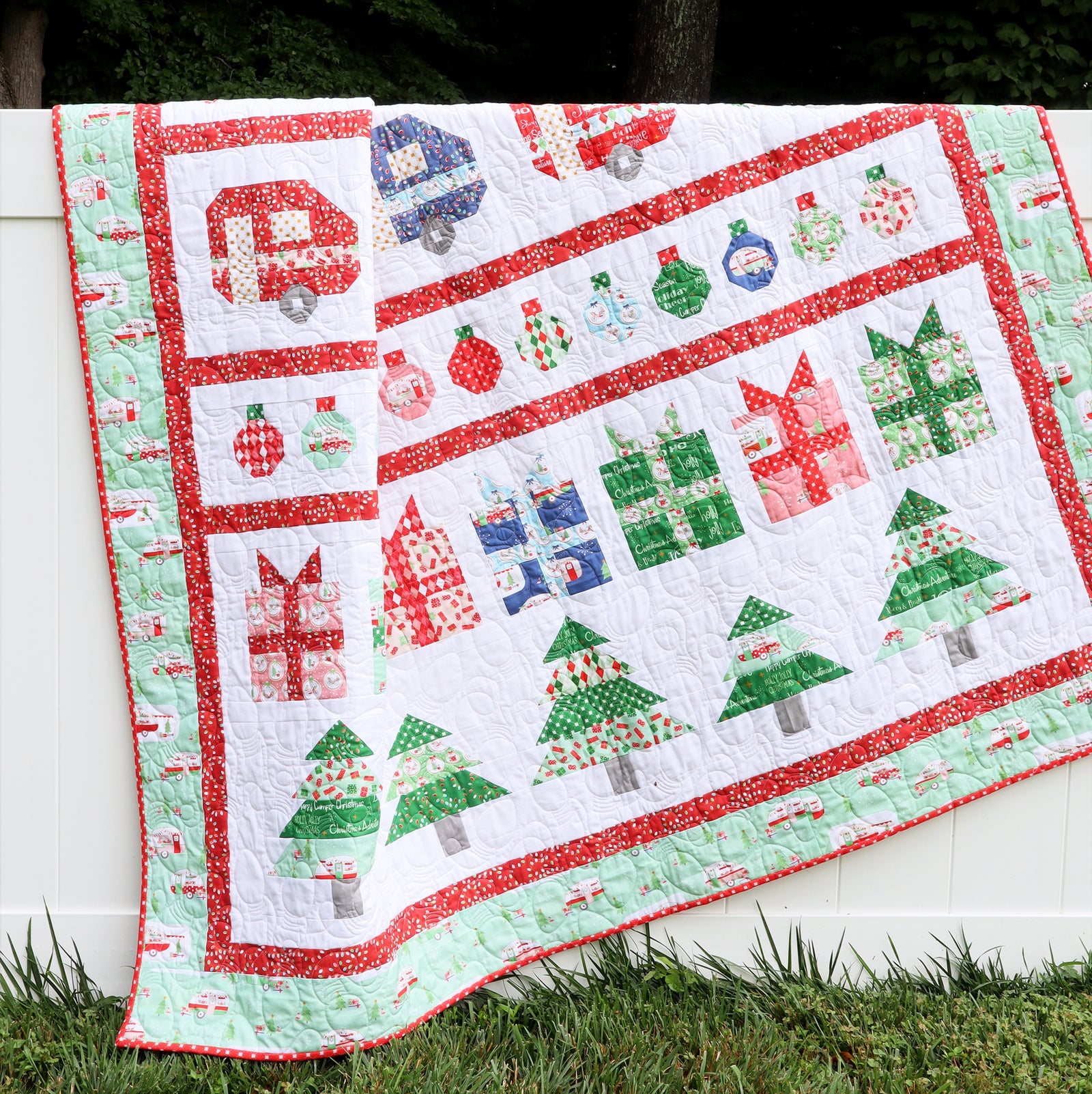 Christmas Adventure Row Quilt PDF Pattern – Flamingo Toes